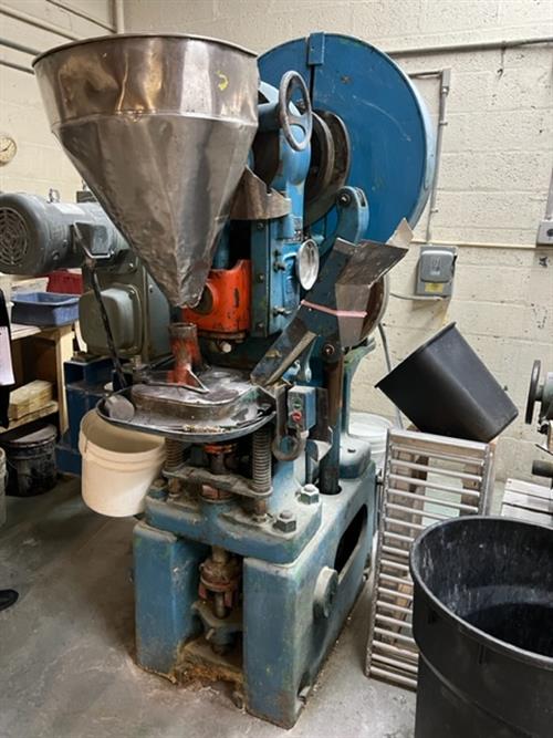 Stokes R4 Single Punch Tablet Press | Processing + Packaging Equipment ...